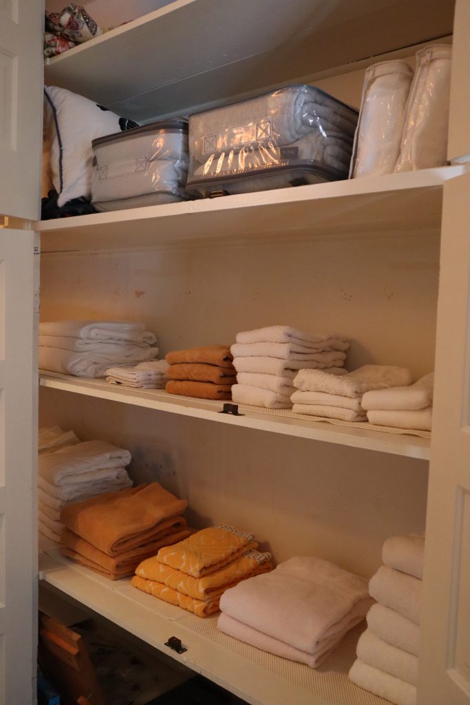 Creatively Organized Spaces for Organizing & clutter clearing tips for ...